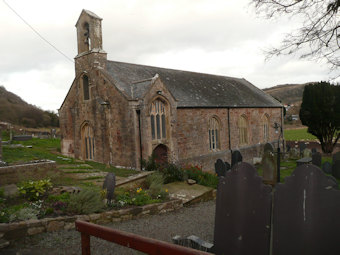 St Cystennin Church burial ground, Mochdre, Conwy, Wales: burial ...